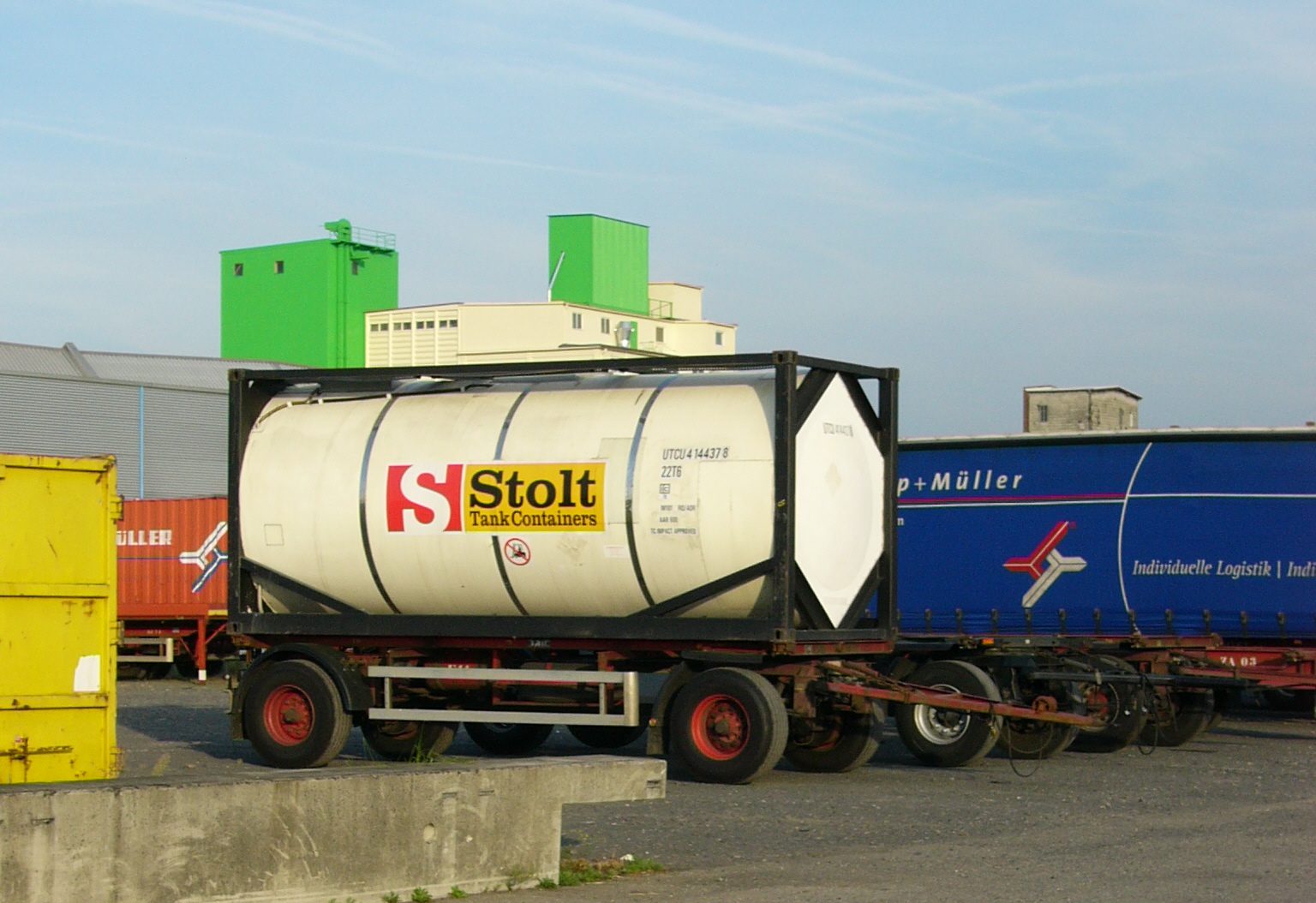 Tankers drag down Stolt – Bulk Distributor