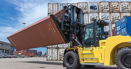 Hyster optimises container repair yard handling | Bulk Distributor