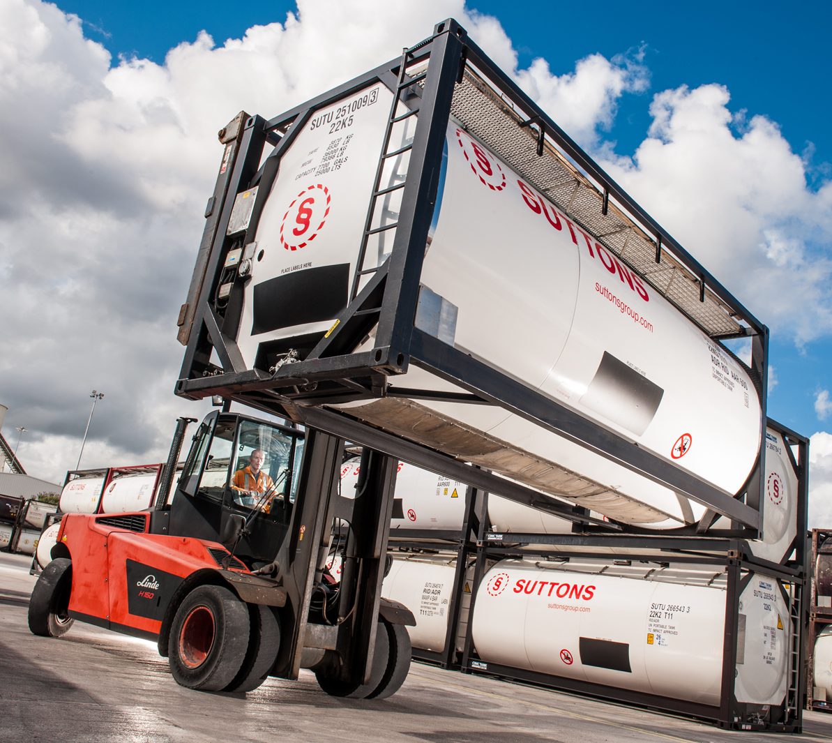 Suttons completes asset acquisition of VTG Tanktainer’s overseas ...