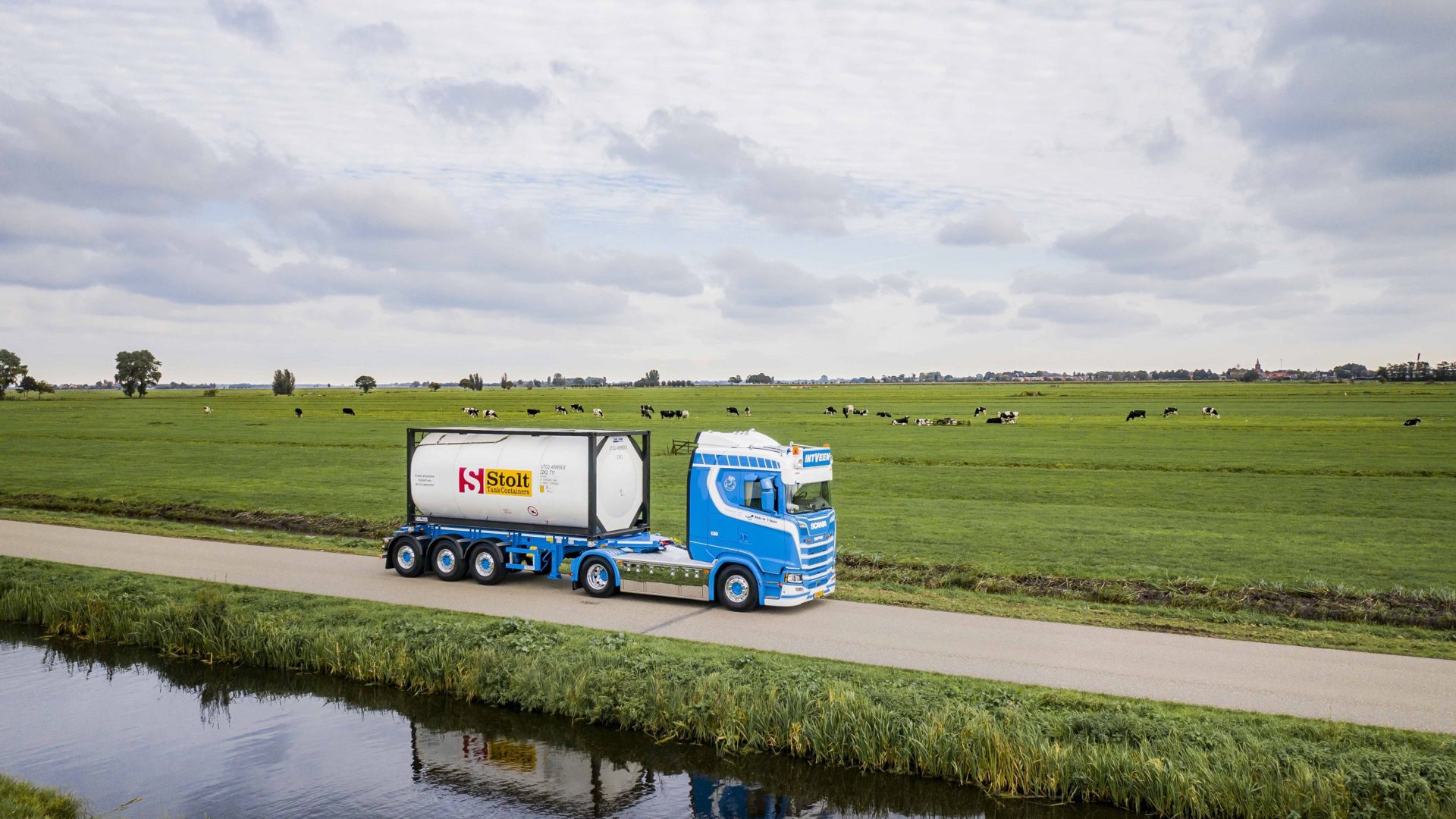 Profit jump for STC – Bulk Distributor