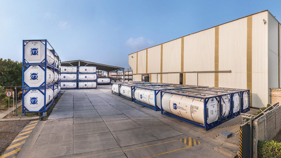 Apollo takes stake in ITT – Bulk Distributor