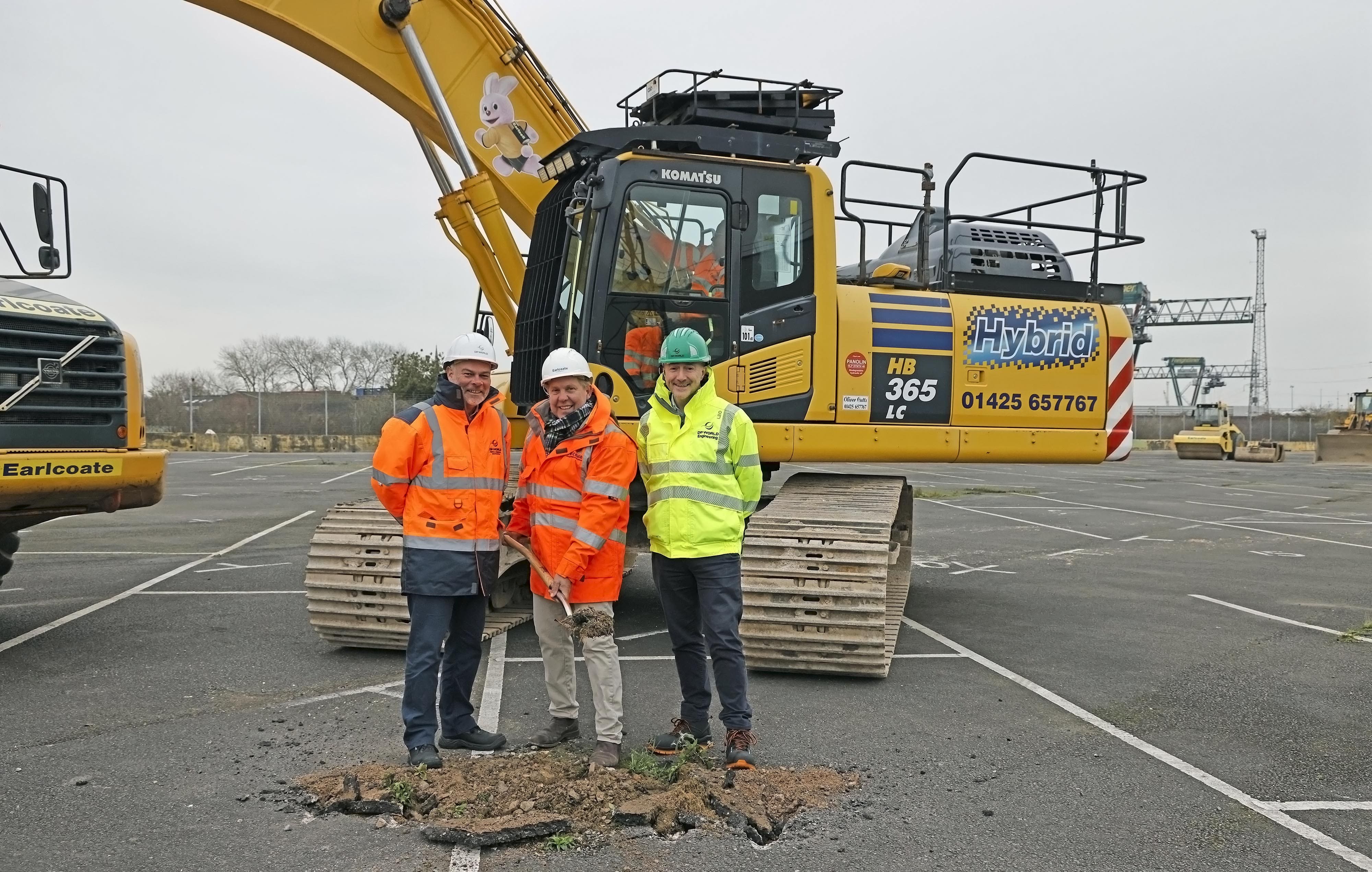 DP World breaks ground on £15m driver welfare facility in Southampton ...