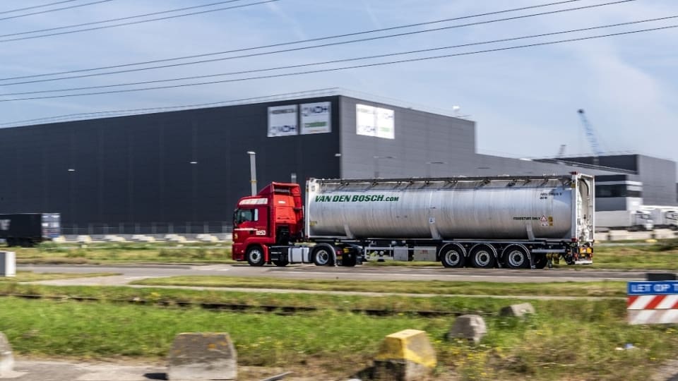 Van den Bosch is first independent carrier to meet ISO 14083 ...