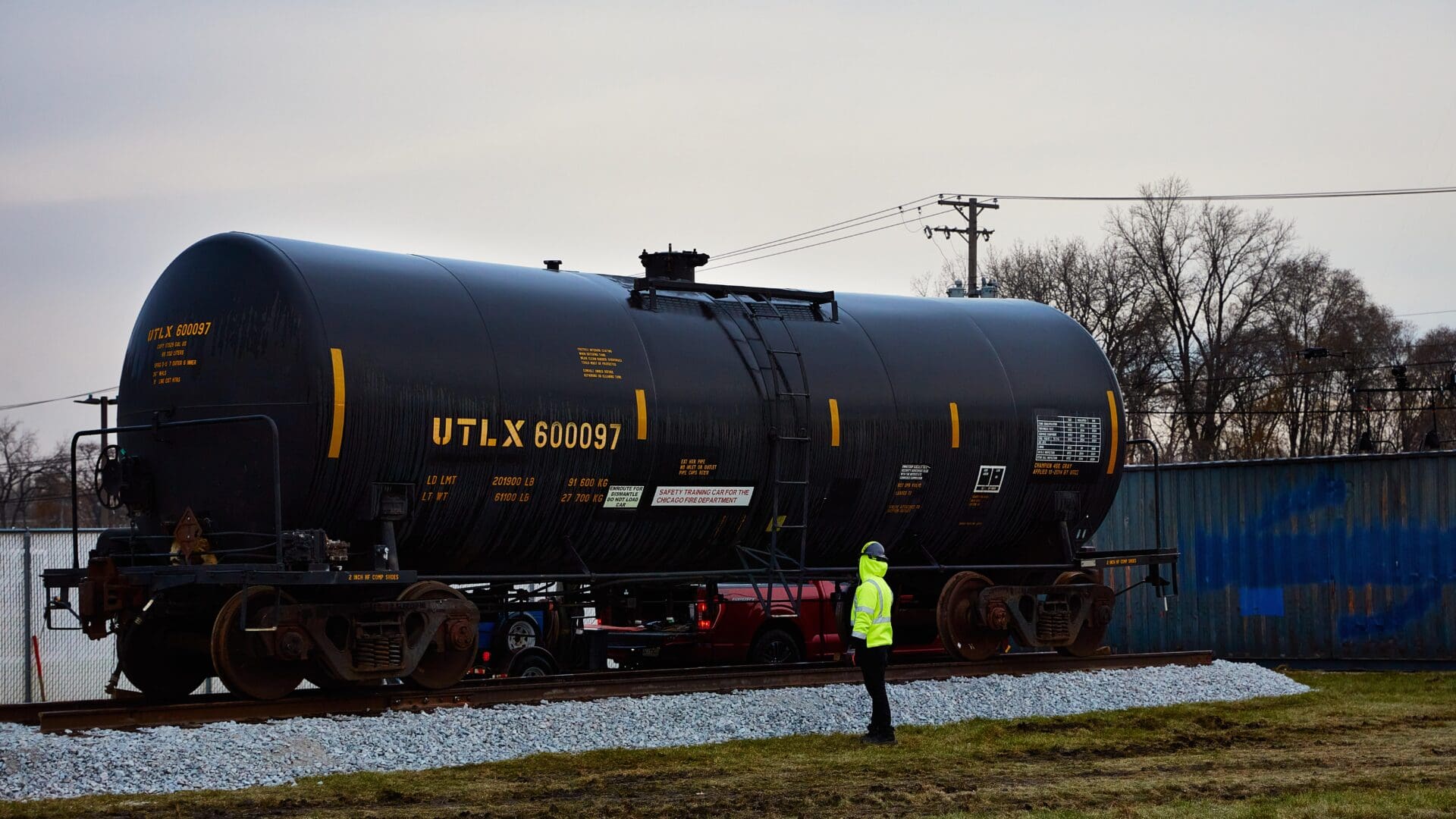UTLX donates tank car to train firefighters – Bulk Distributor